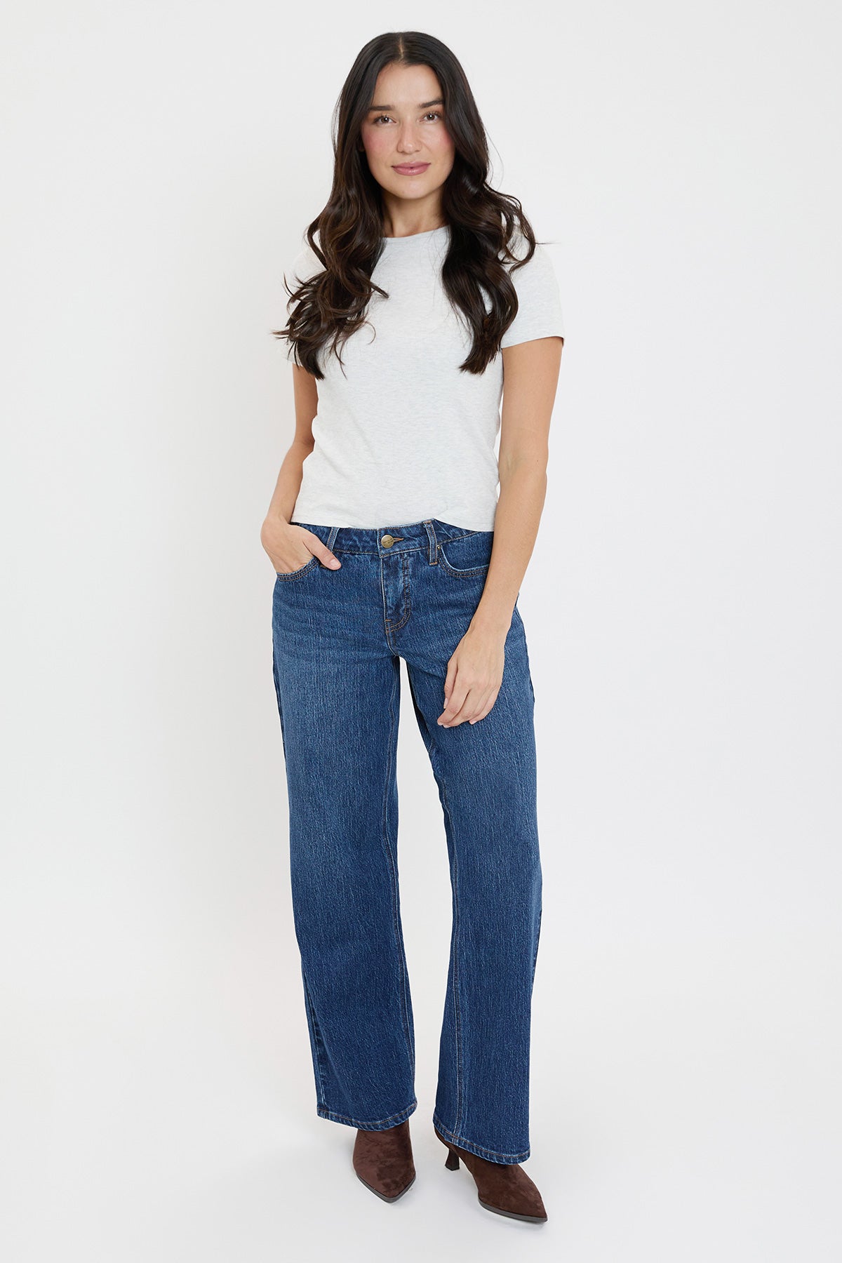 Women's Luxe High Rise Wide Leg Jeans from ROYALTY – YMI JEANS